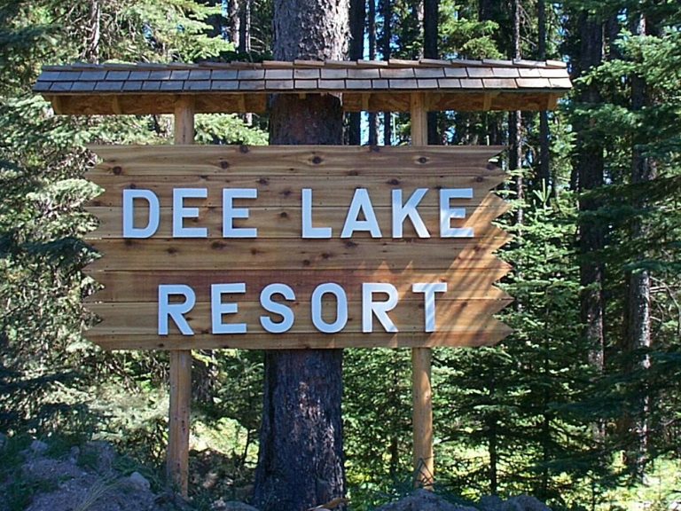 Dee Lake Wilderness Resort - Ouest Canadien