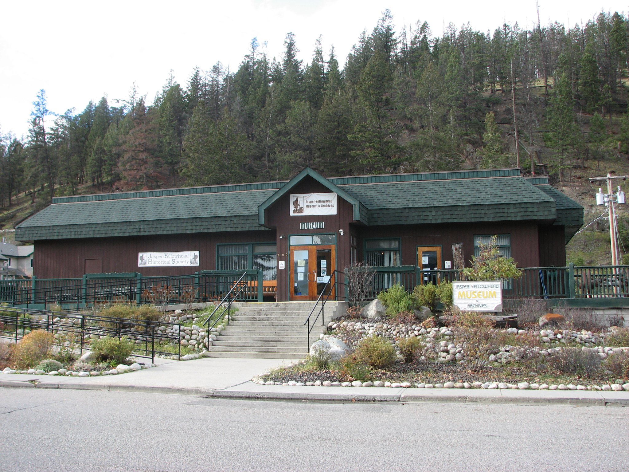 Jasper Yellowhead Museum and Archives - Ouest Canadien